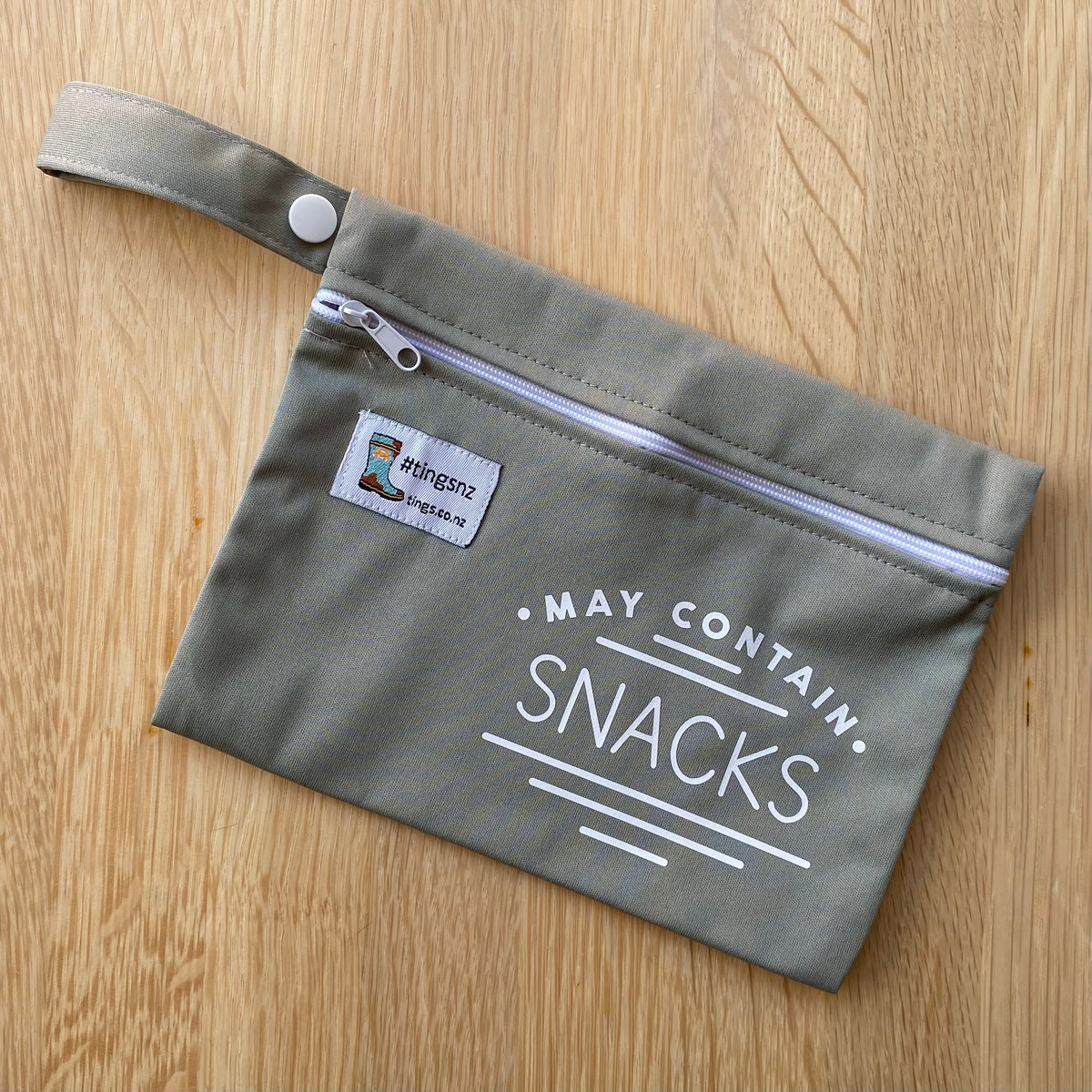 May contain snacks (small wet bag) – Tings